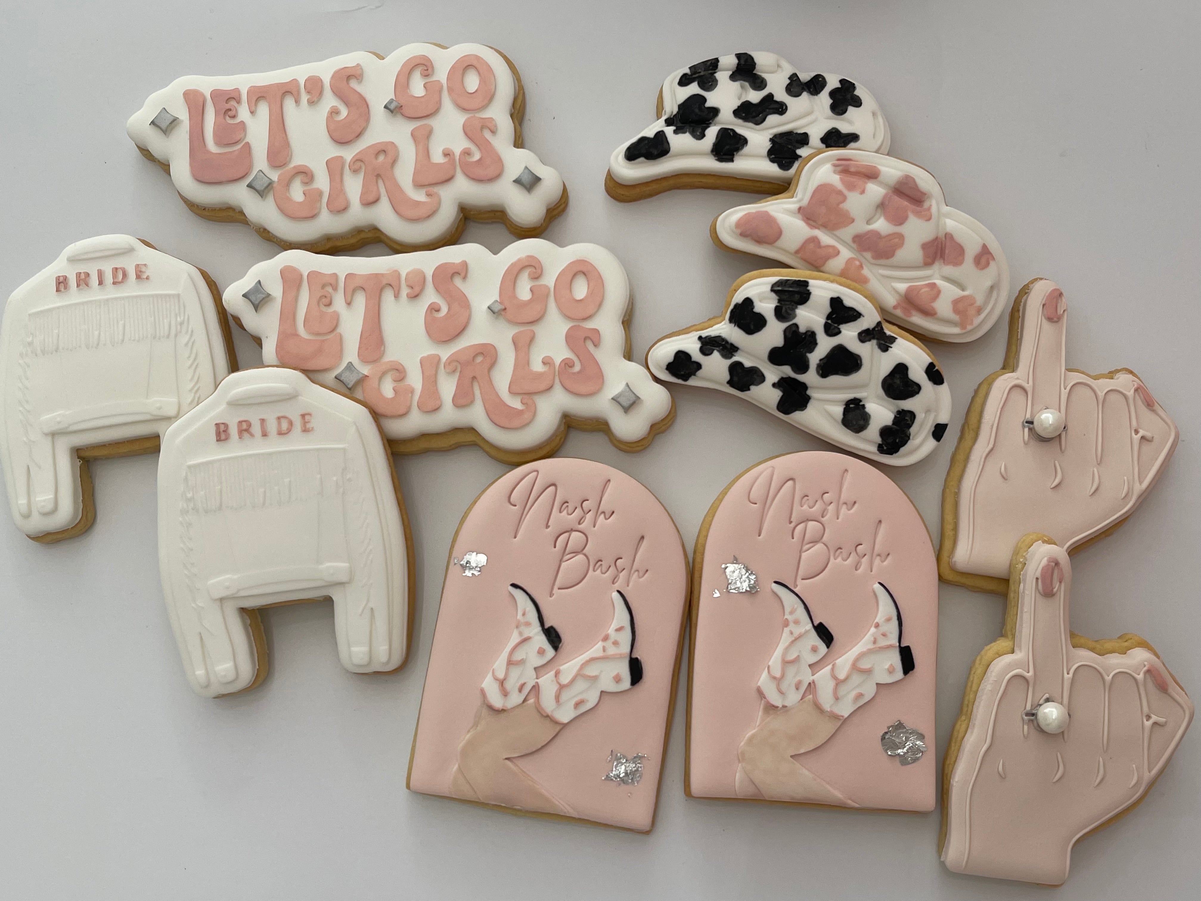 Blush Cowboy Hens Cookies - Sophia's Cookie Creations